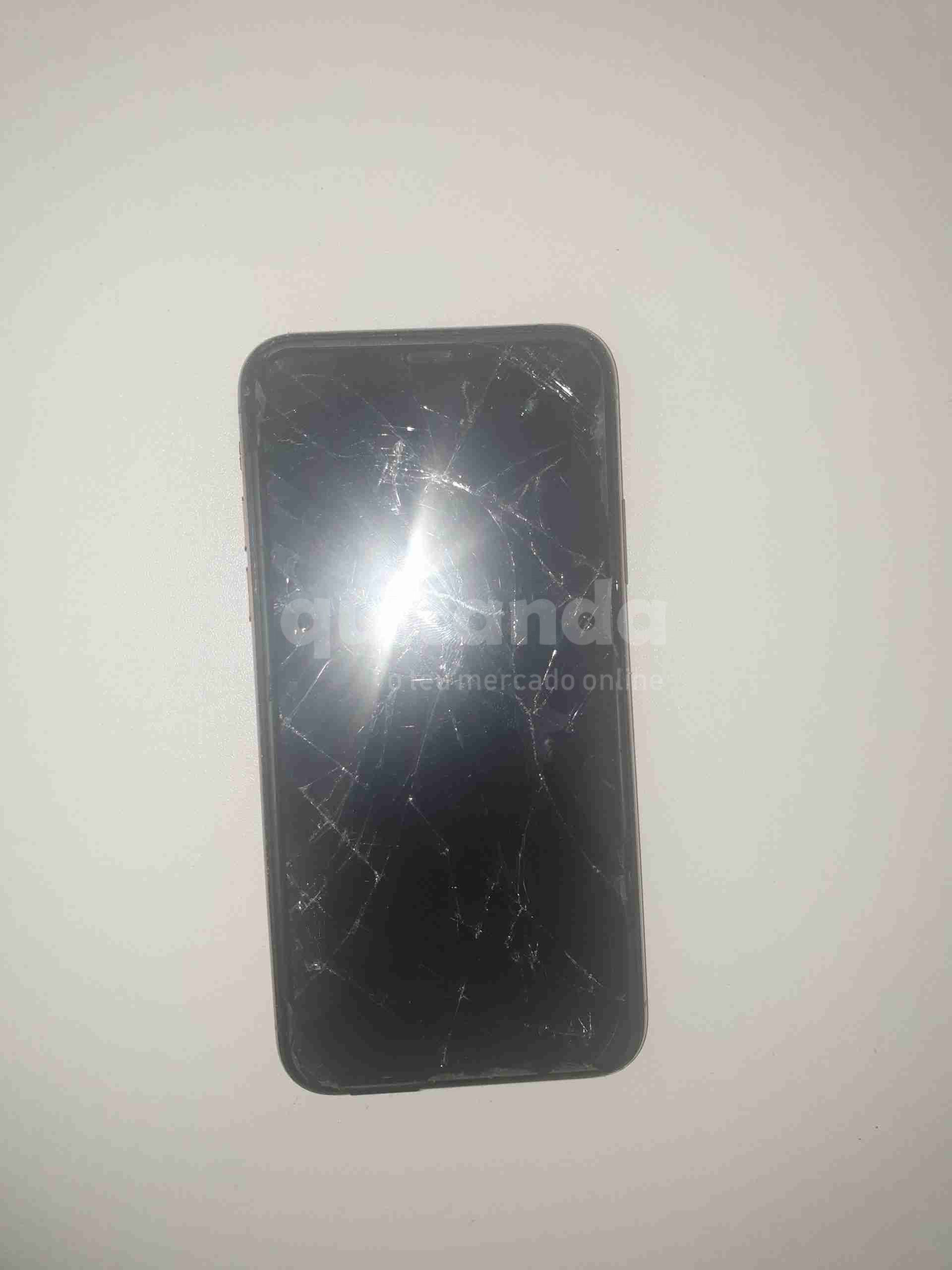 Iphone X 64gb usado - Quitanda