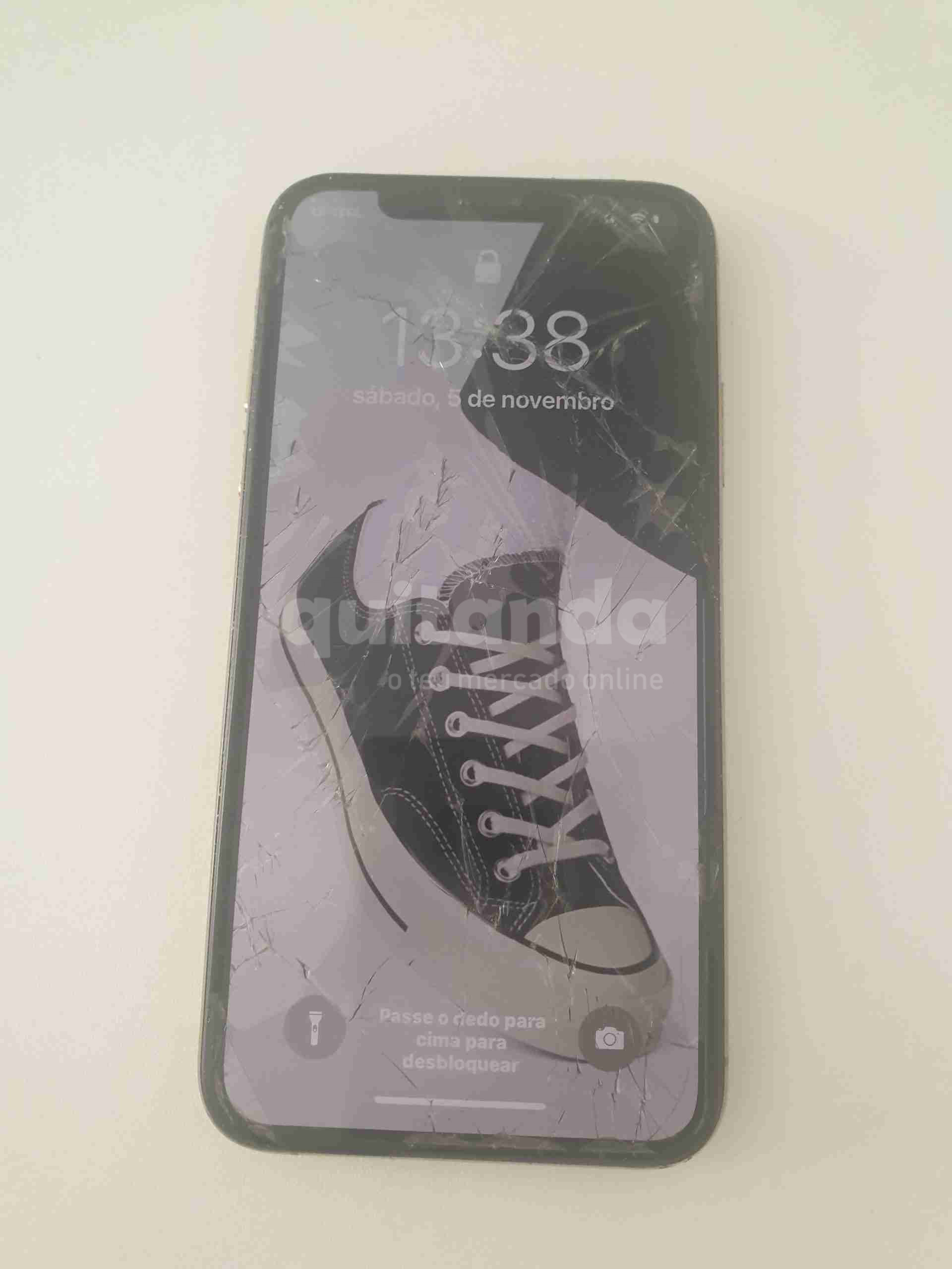 Iphone X 64gb usado - Quitanda