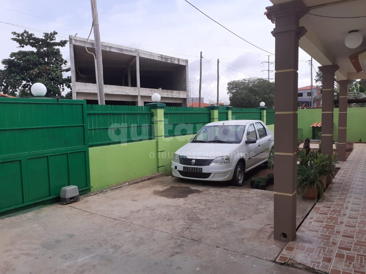 Moradia V3+Anexo no Patriota - Quitanda