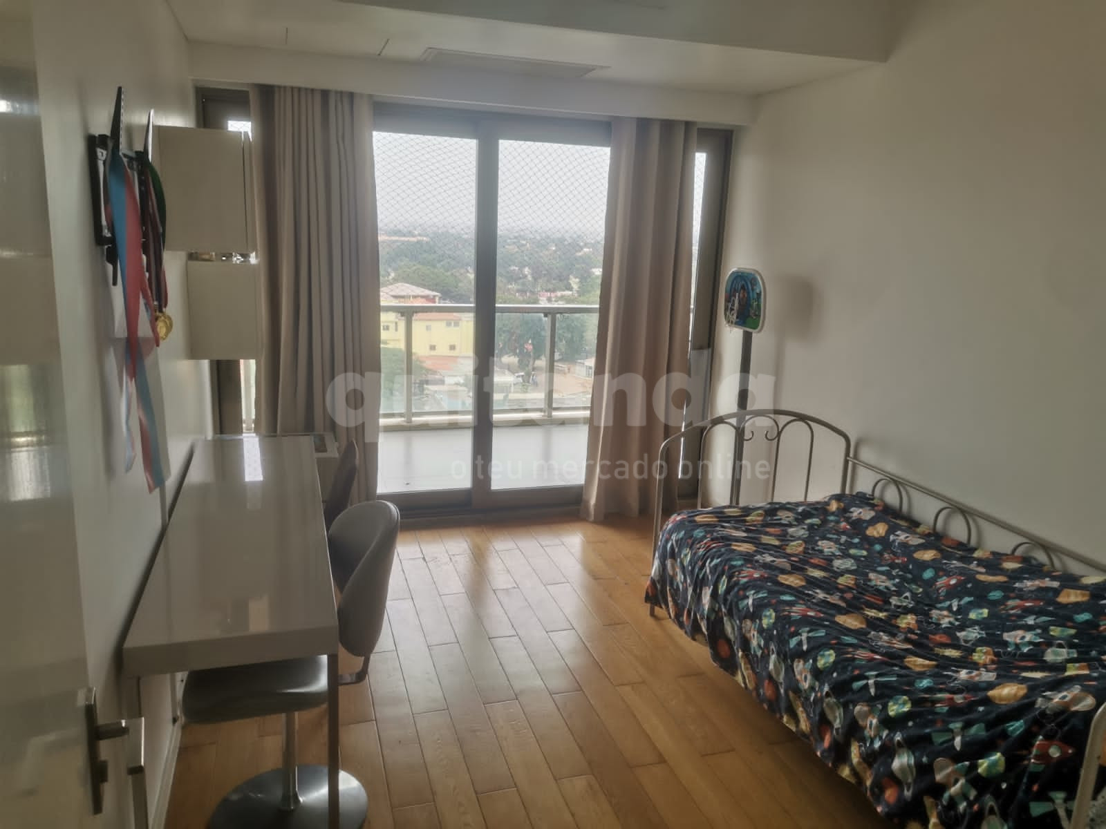 Apartamento T3+1 mobiliado no Edifício Solar - Alvalade - Quitanda