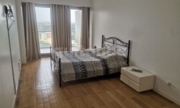 Apartamento T3+1 mobiliado no Edifício Solar - Alvalade - Quitanda