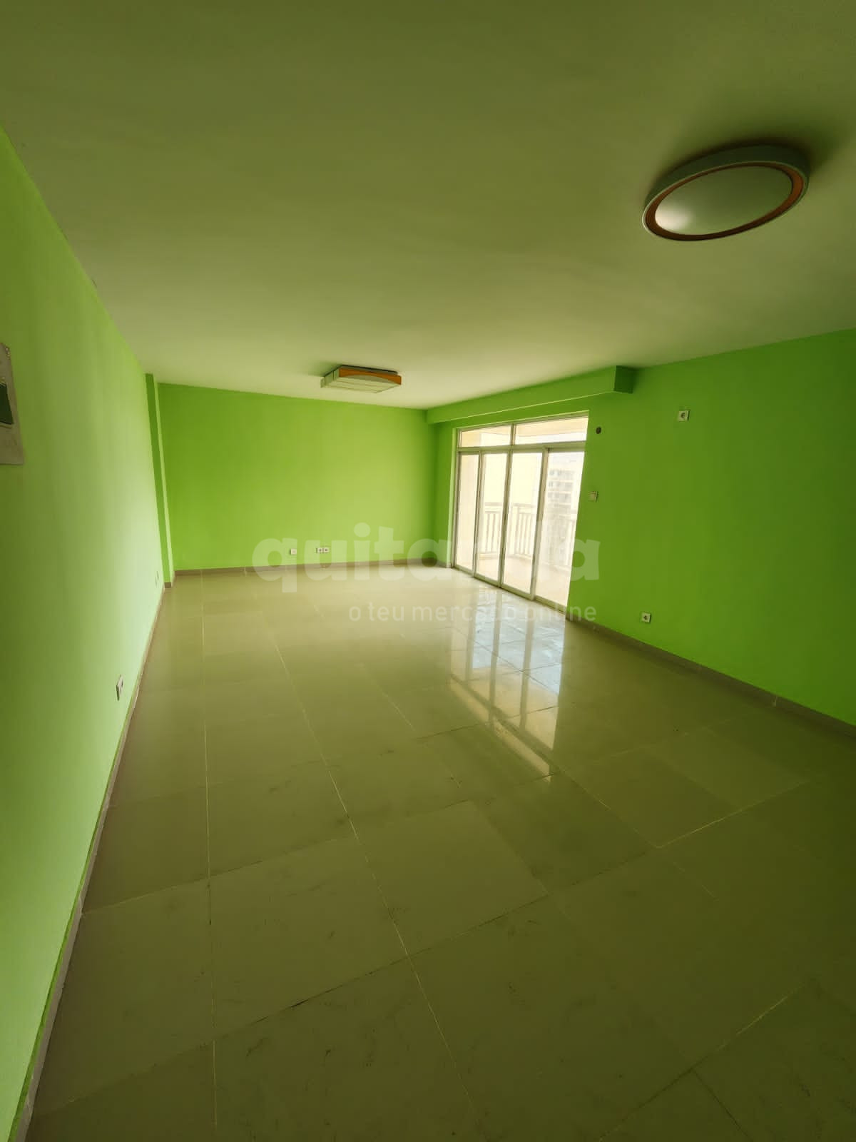 Apartamento T4 no condomínio Vida Pacífica - Zango 0 - Quitanda