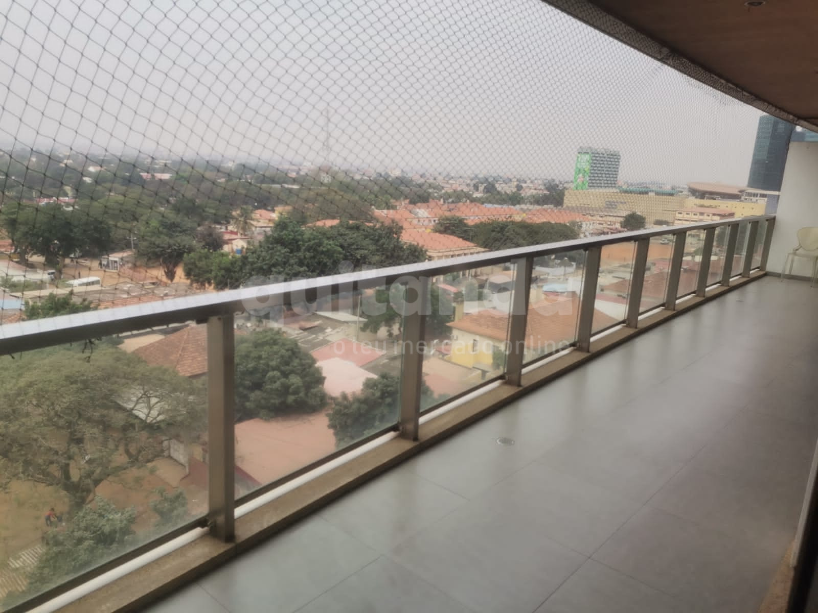 Apartamento T3+1 mobiliado no Edifício Solar - Alvalade - Quitanda