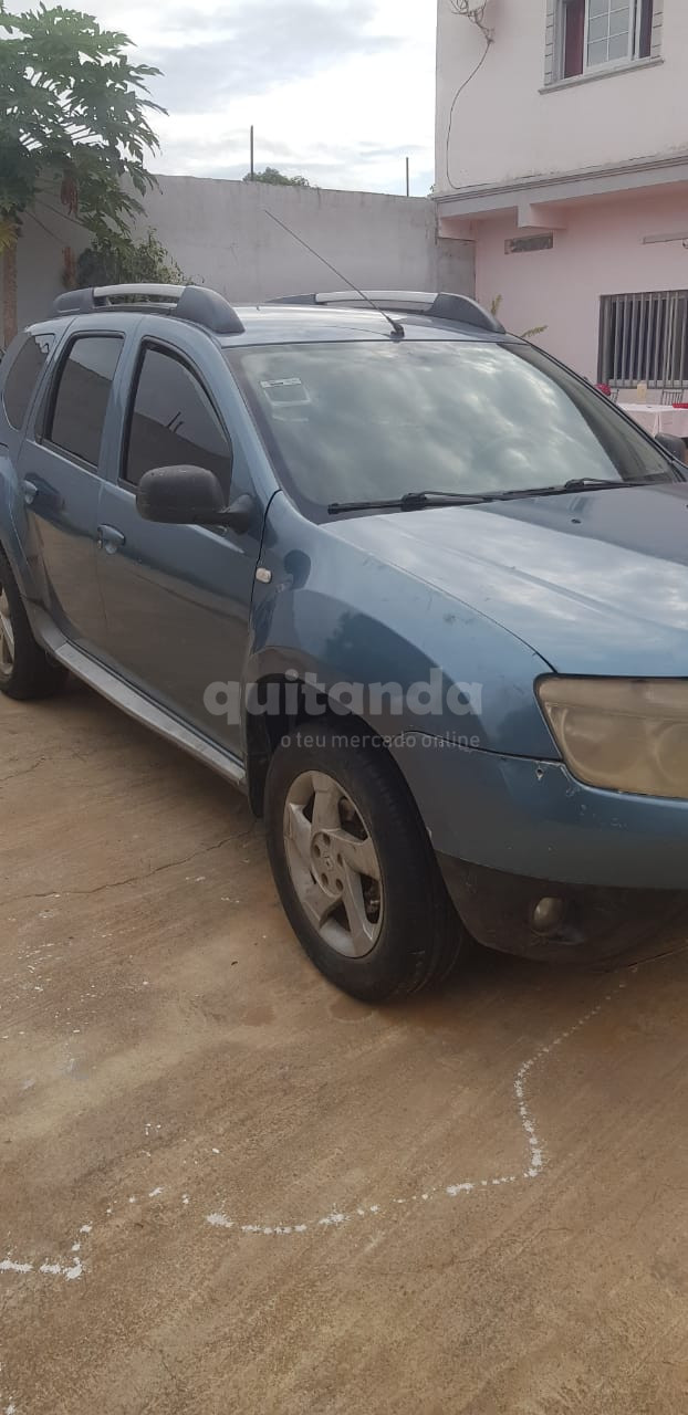 Vender: viatura Renault Duster - Quitanda